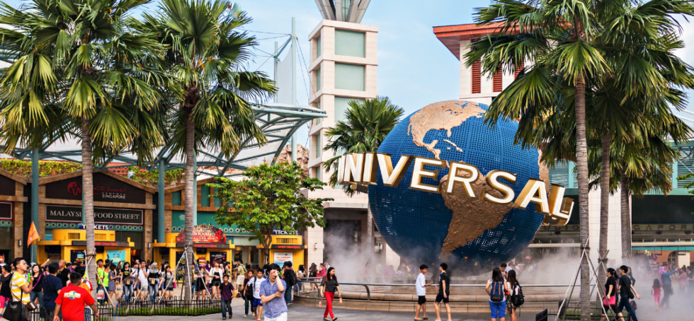 Unleashing the Thrills: The Digital Revolution in Theme Park ...